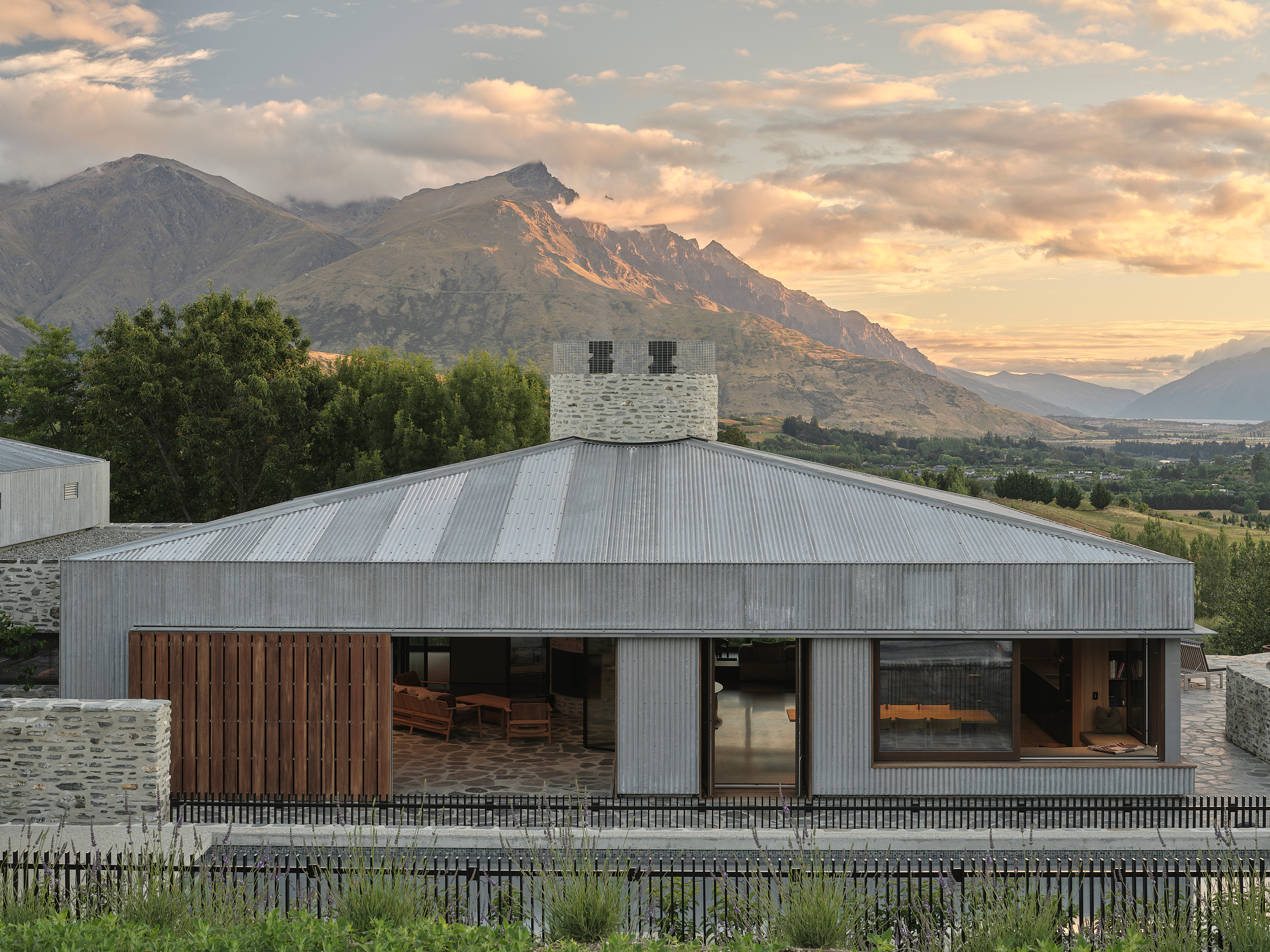 Two Sheds - 2026 Southern Architecture Awards - NZIA Website