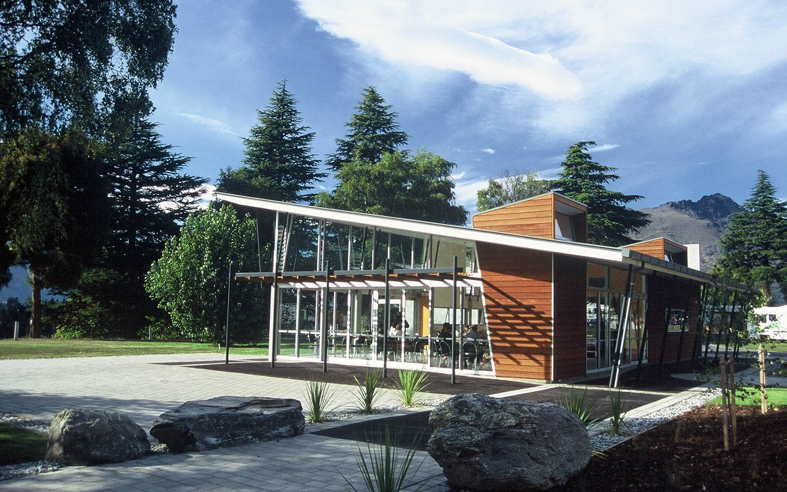 Queenstown Lakeview Holiday Park